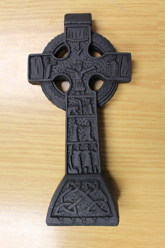 Liffey Artefacts Irish Turf Celfic Cross – Siopa An Carn